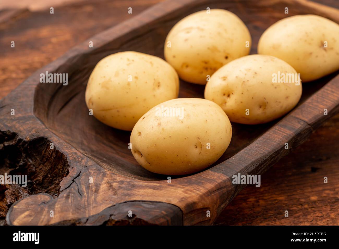 Tubers large young potatoes hi-res stock photography and images - Alamy