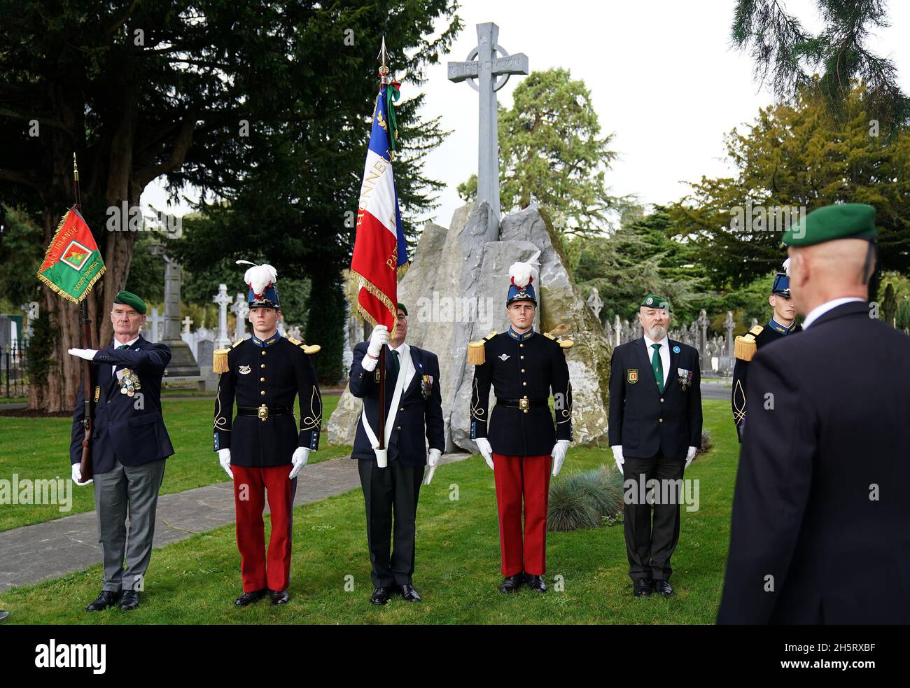 Cadets from the Ecole speciale militaire de Saint-Cyr, France's ...