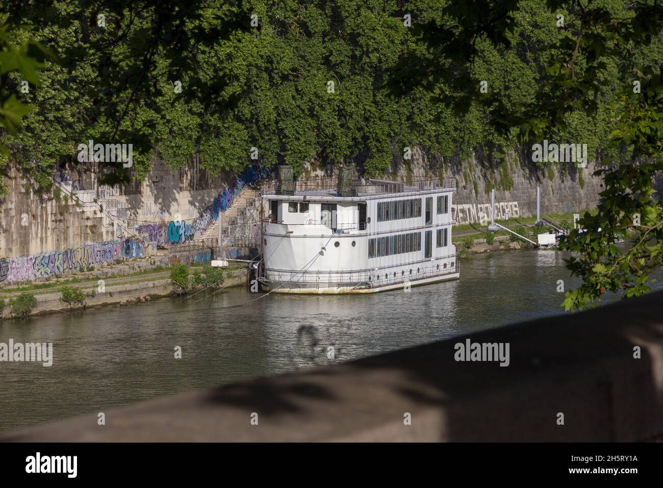 Motor ship on river in hi-res stock photography and images - Alamy
