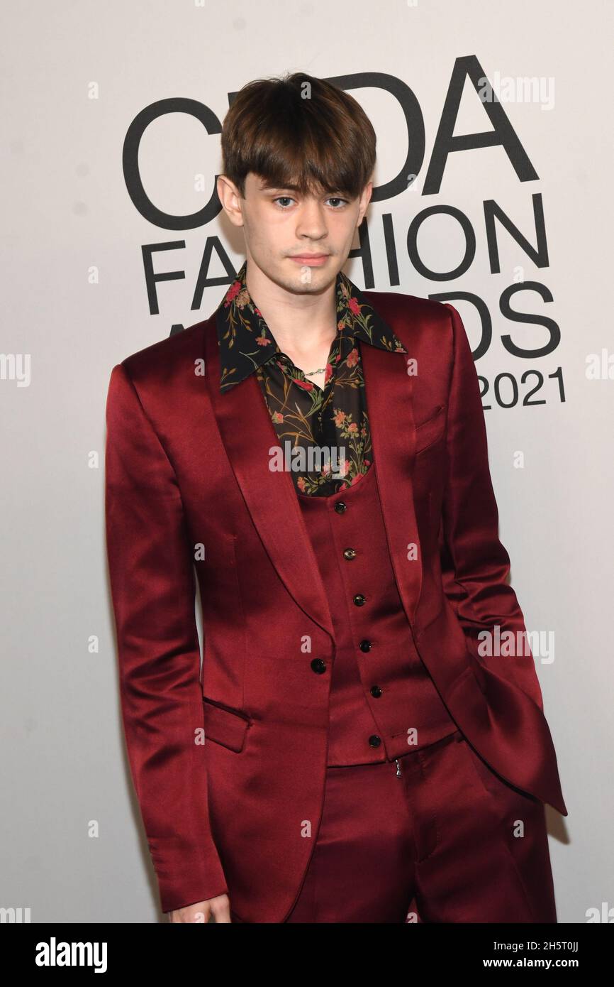 New York, NY, USA. 10th Nov, 2021. Anthony Reeves at the 2021 CFDA ...