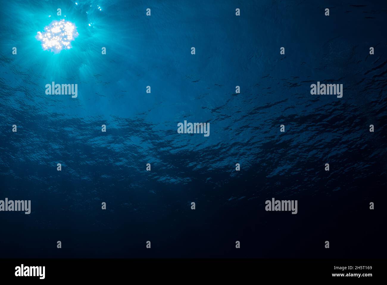 Beautiful sun with sunrays from deep of blue ocean looks majestic Stock ...