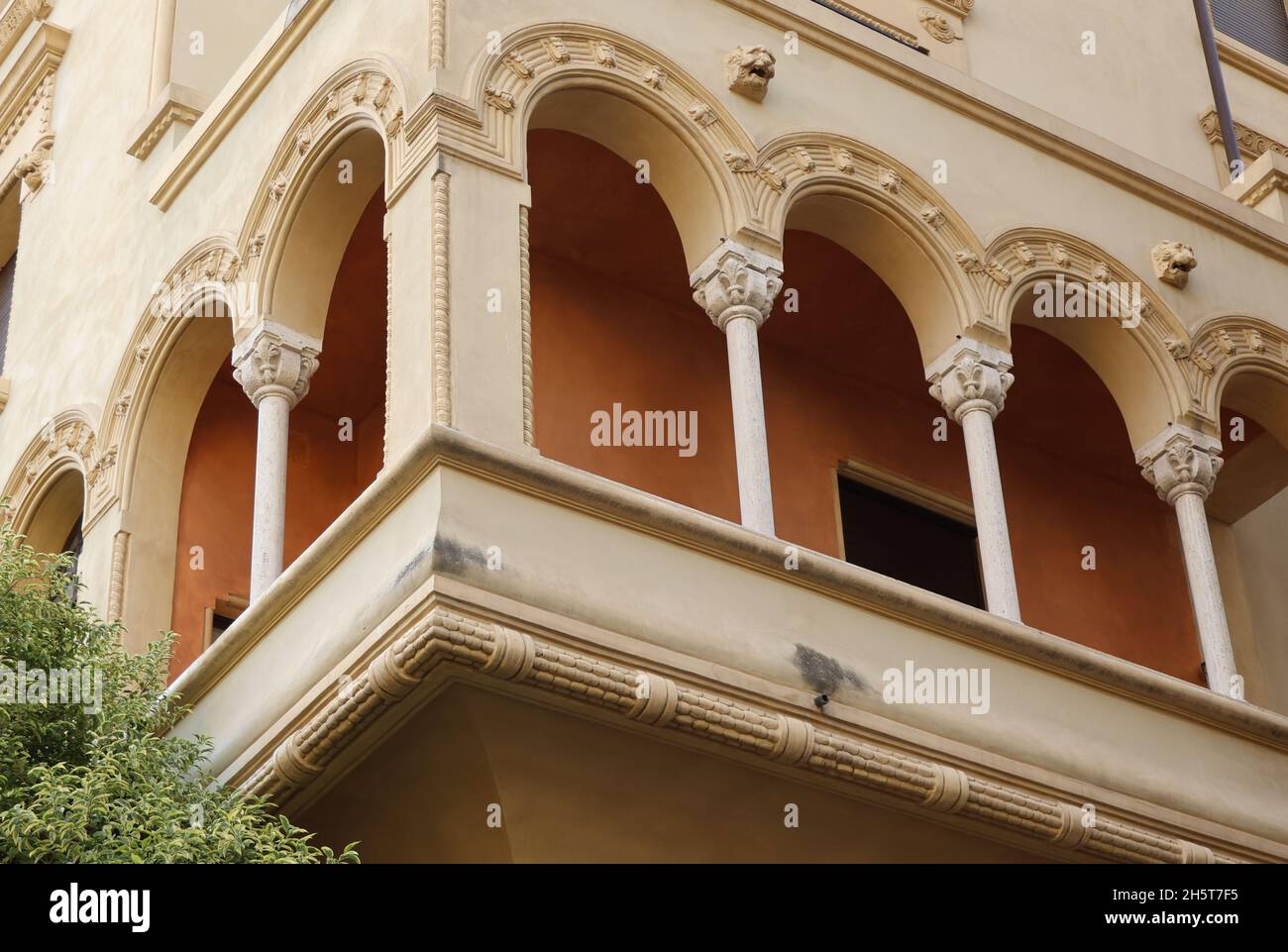 Quartiere Coppede, fun and magical architecture built 1913-1927, by ...