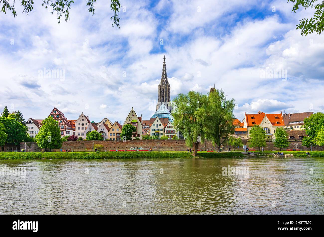 Ulm, Baden-Württemberg, Germany: The historic houses of the Fishermen's ...