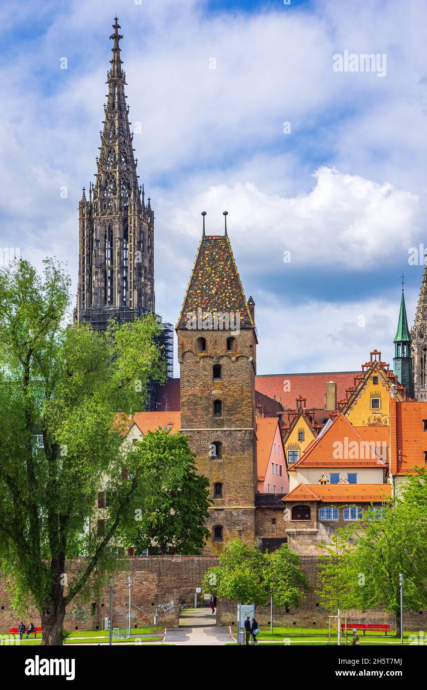 Ulm, Baden-Württemberg, Germany: The historic houses of the Fishermen's ...