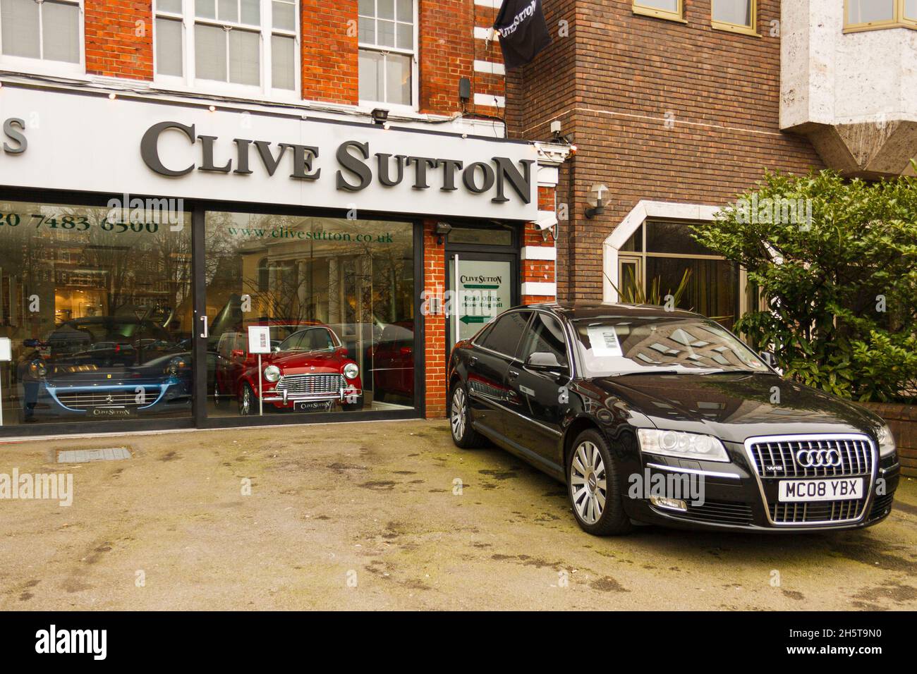 Victorian street scene car hi-res stock photography and images - Alamy