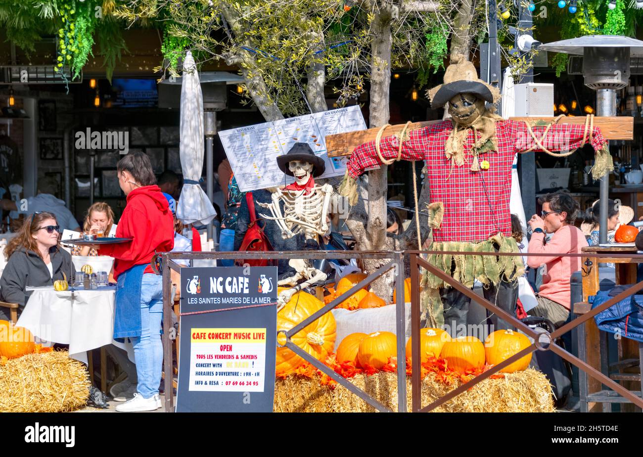 French halloween decorations hi-res stock photography and images - Alamy