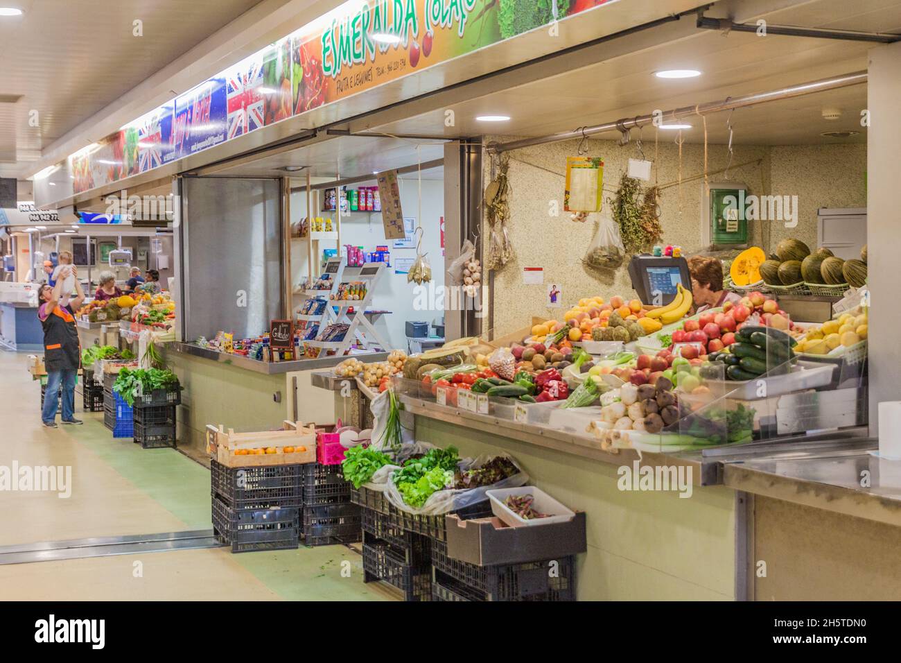 FARO, PORTUGAL - OCTOBER 5, 2017: Fruit and vegetable stalls at Faro ...