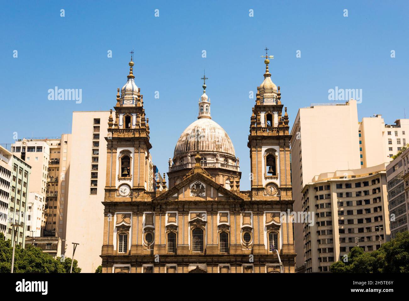 Candelaria Church (Igreja de Nossa Senhora da Candelaria) in Rio de ...