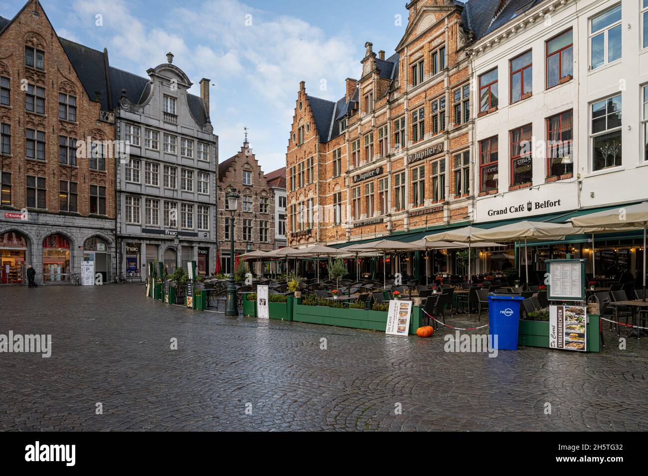 Bruges, Belgium - November 5, 2021: Street view of the old market ...