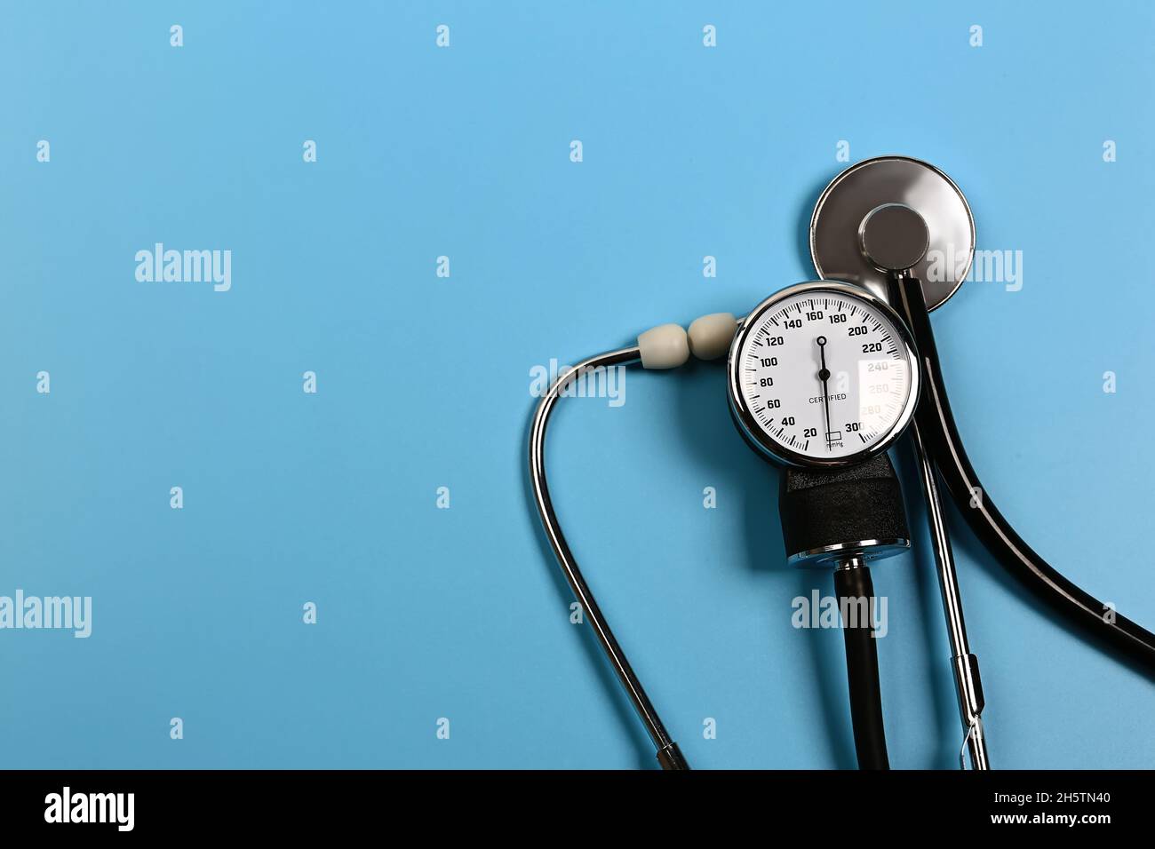 Stethoscope on a blue background. Flat style, top view Stock Photo - Alamy