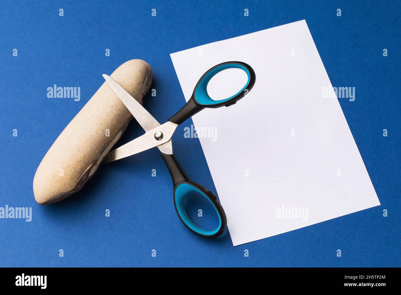 Scissors paper stone hi-res stock photography and images - Alamy