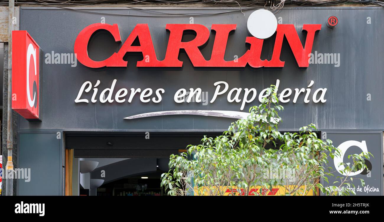 Corporate branding in office design hi-res stock photography and images ...