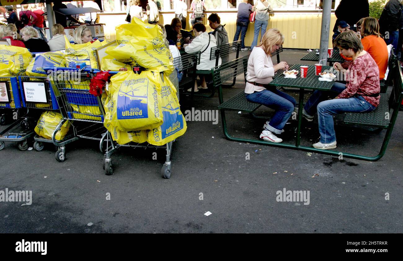 Bcstomers hi-res stock photography and images - Alamy