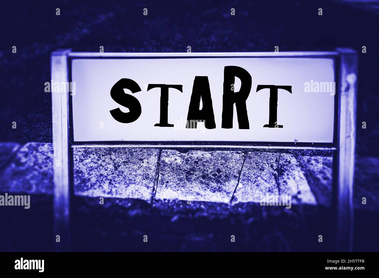 Cracking sign hi-res stock photography and images - Alamy