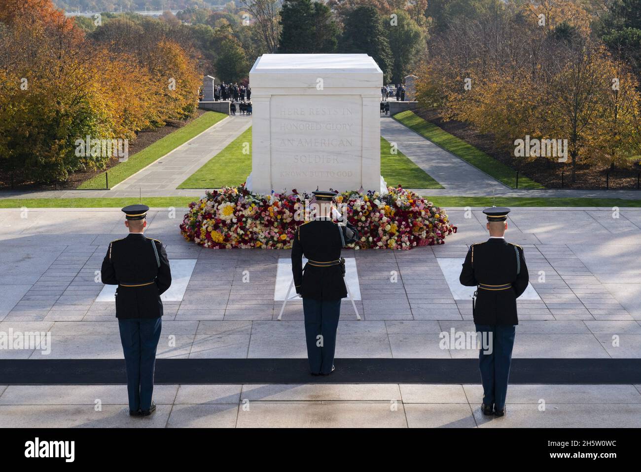 Arlington, USA. 11th Nov, 2021. A tomb guard of the 3rd U.S. Infantry ...