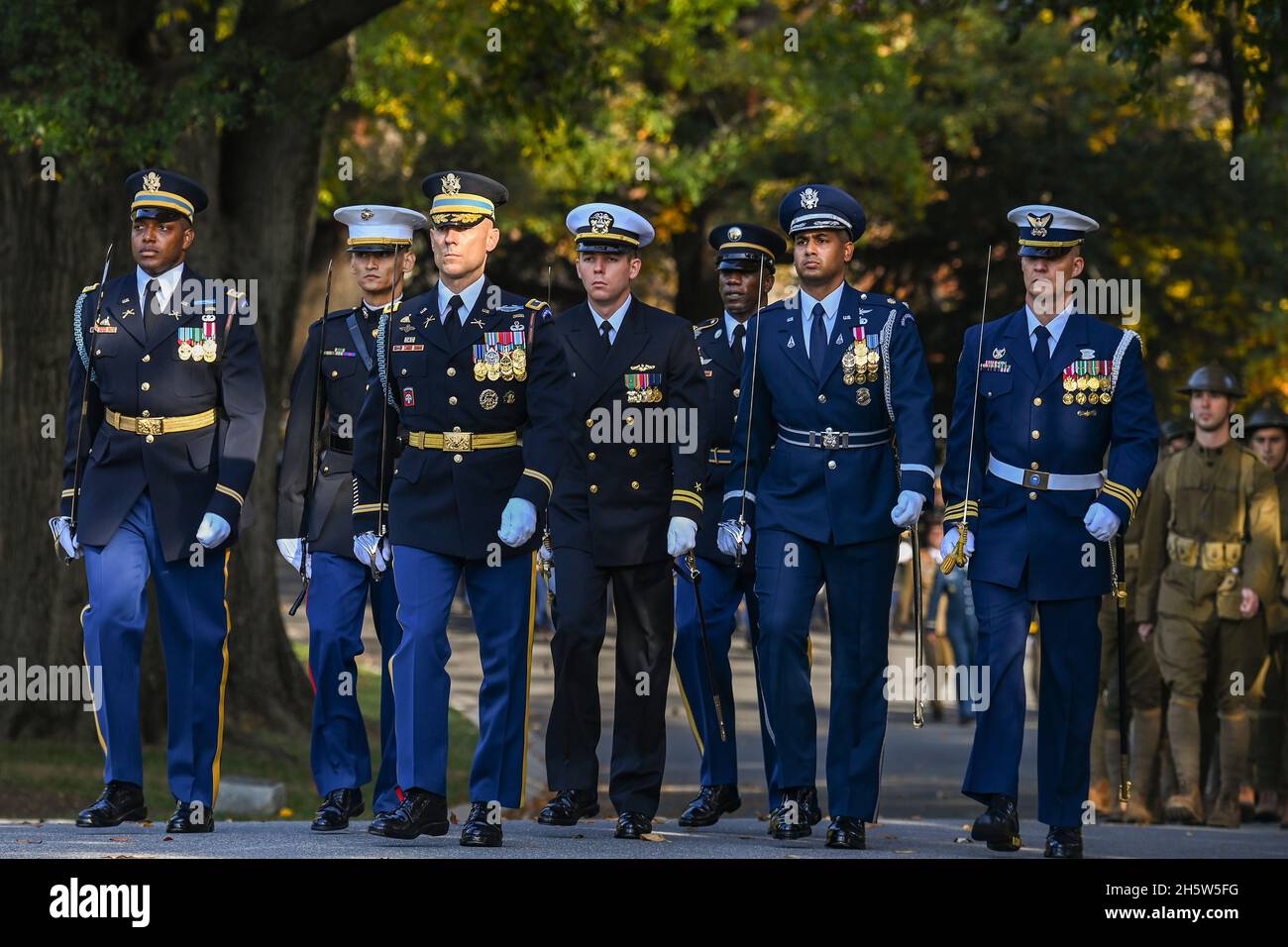 Arlington, USA. 11th Nov, 2021. A full honors procession honoring the ...