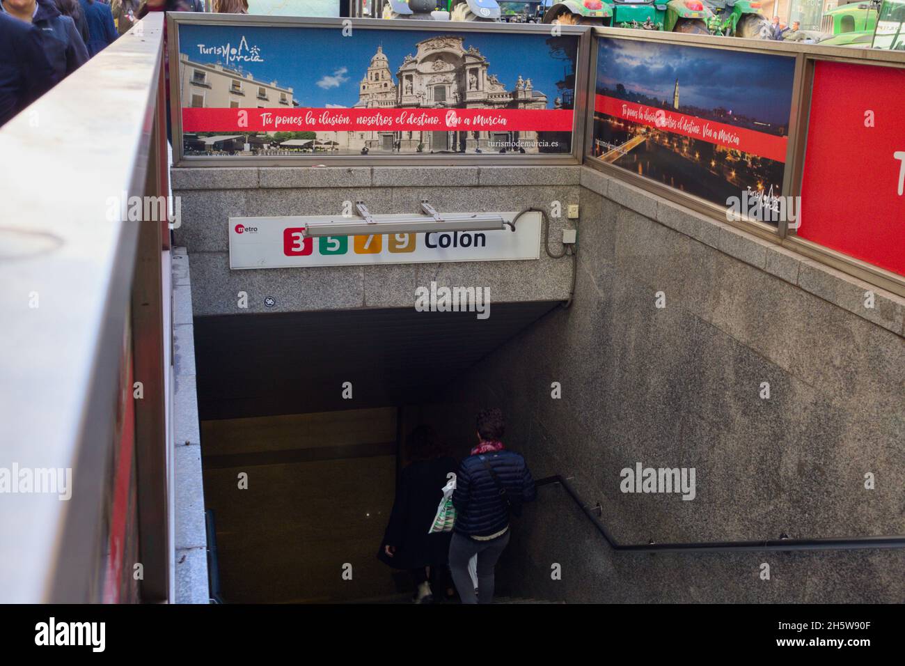 Colon station hi-res stock photography and images - Alamy