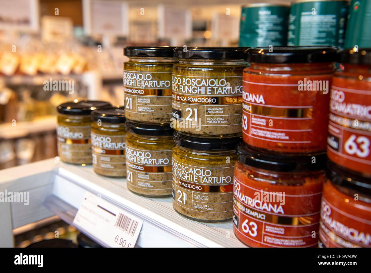 Eataly in London, an Italian food hall near Liverpool street station ...