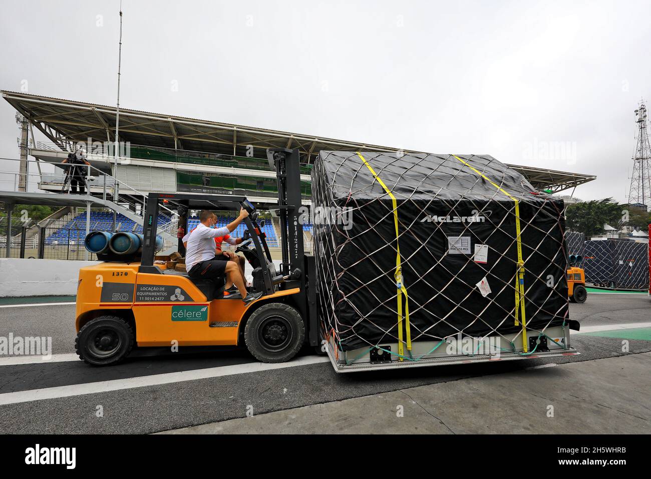 Freight in pits hi-res stock photography and images - Alamy