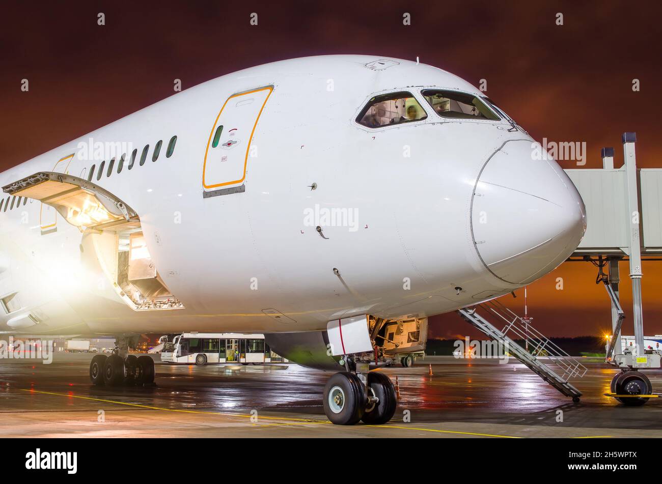 Cockpit view night hi-res stock photography and images - Alamy