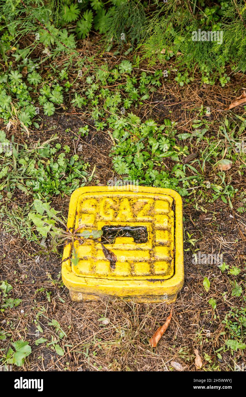 Closeup shot of underground container Stock Photo - Alamy