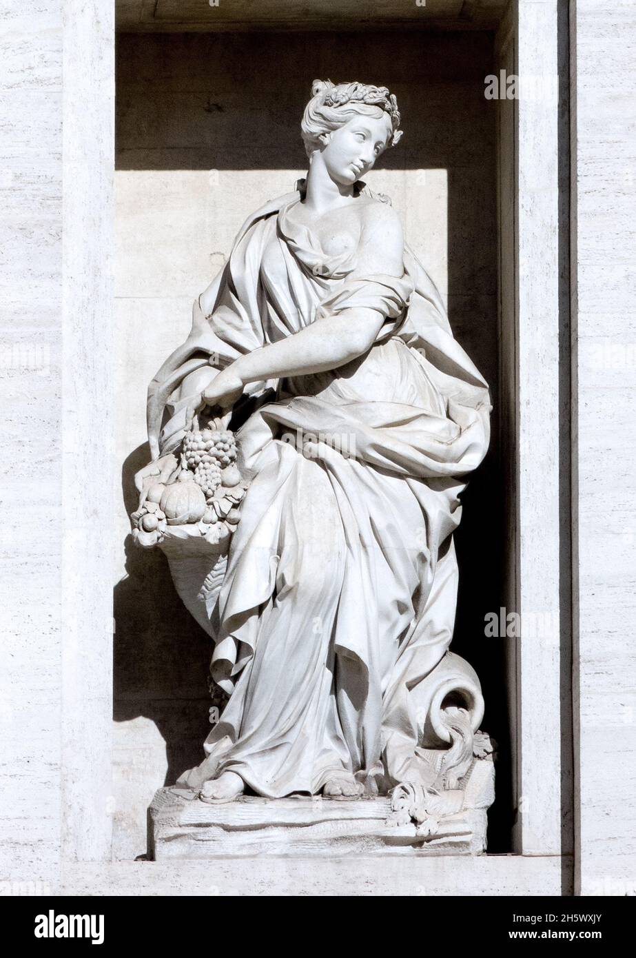 Agrippa, Goddess of Abundance, Trevi Fountain, Rome, Italy, 2021 Stock ...