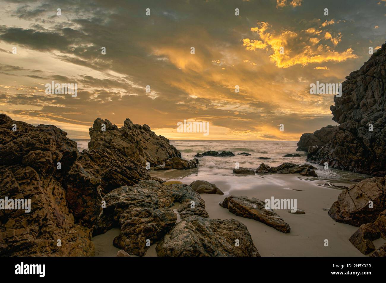 South Africa - Sea, Rocks and Clouds - Seascape at Dapat-se-Gat - part ...
