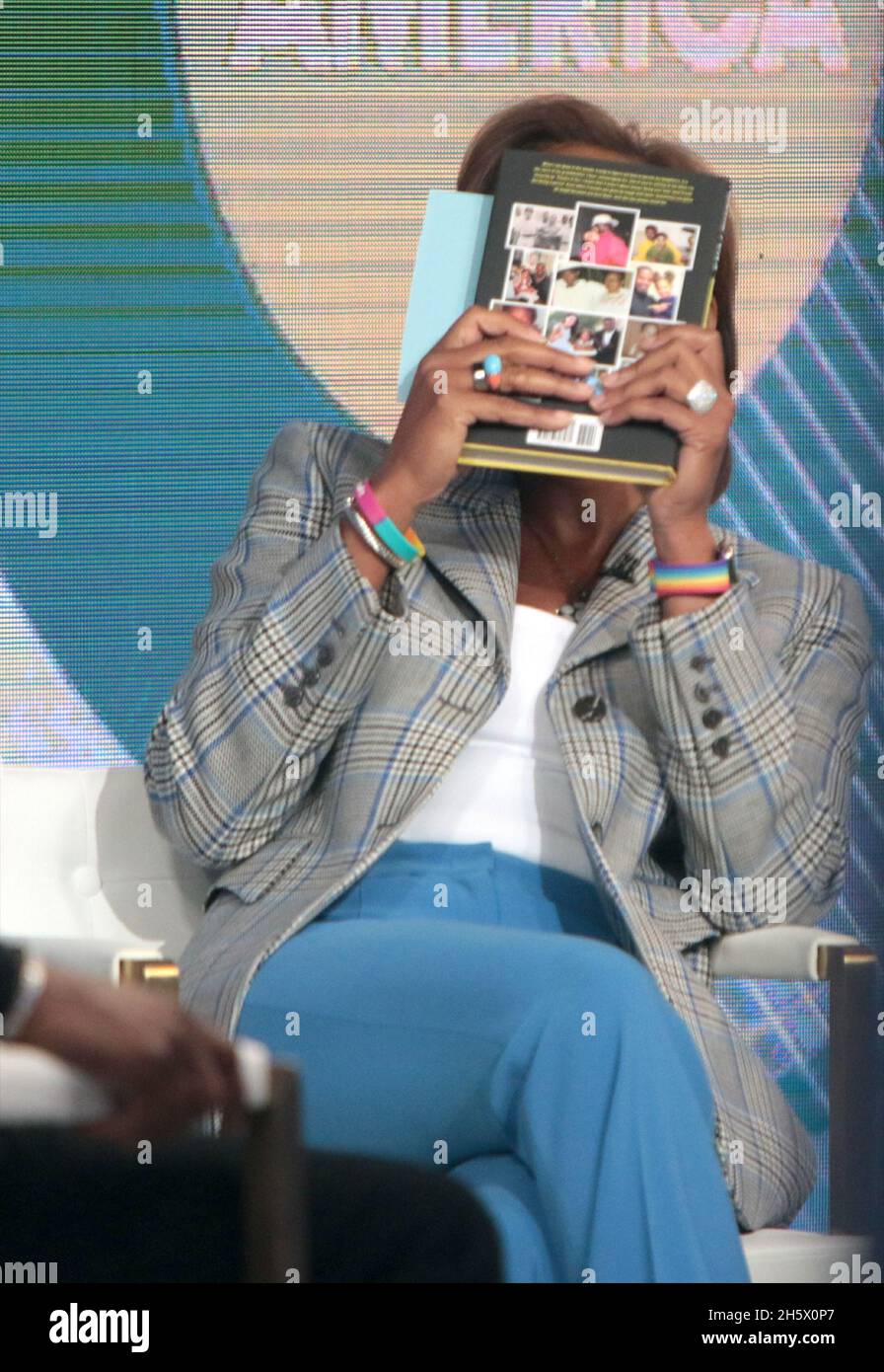 New York - NY - 20211018 Jamie Foxx appears on Good Morning America to ...