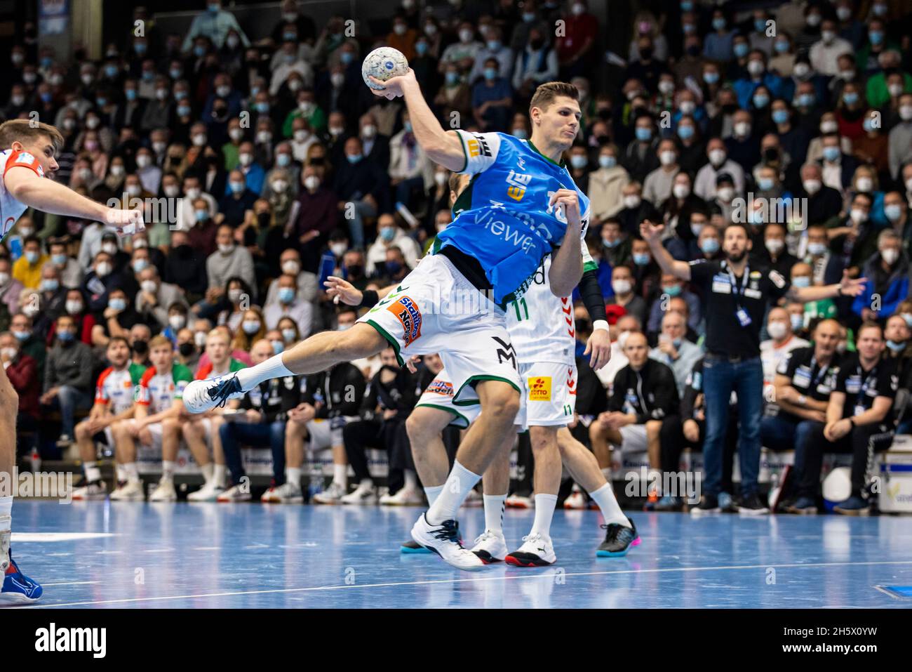 10 November 2021, Baden-Wuerttemberg, Göppingen: Handball: Bundesliga ...