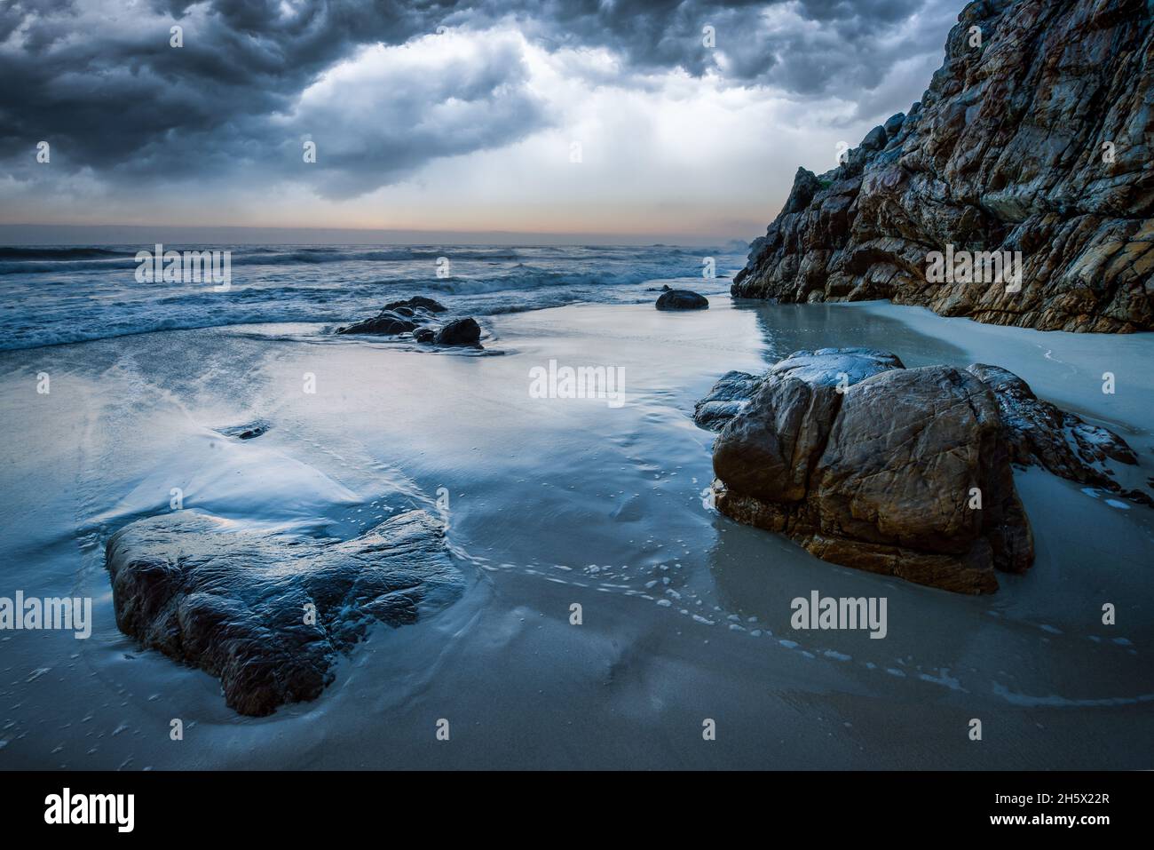 South Africa - Sea, Rocks and Clouds - Seascape at Dapat-se-Gat - part ...
