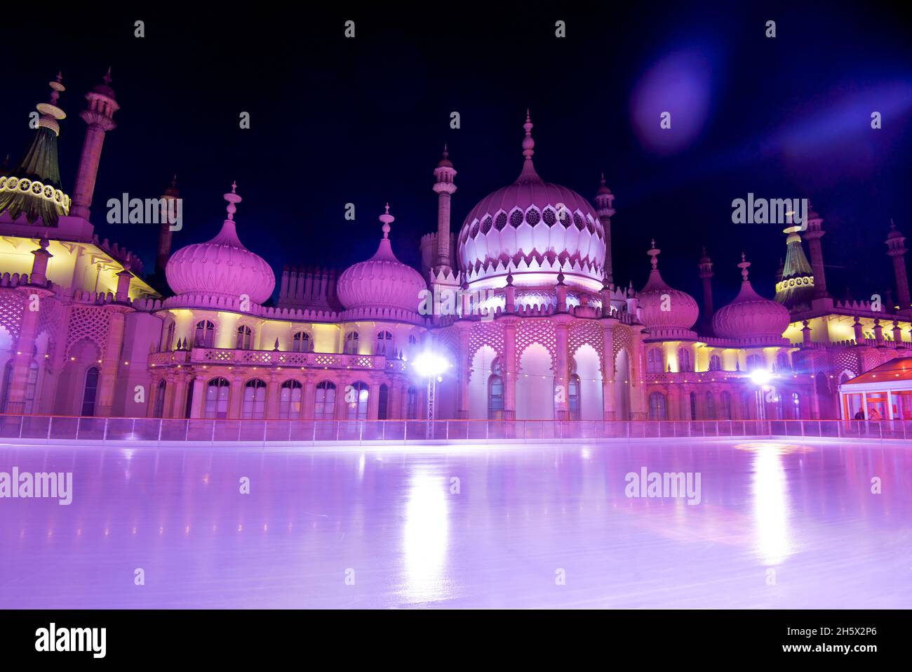 The royal pavillion ice rink in brighton hi-res stock photography and ...