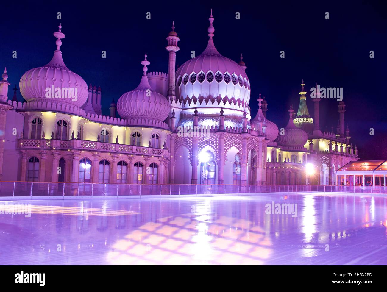 Royal pavillion brighton ice hi-res stock photography and images - Alamy