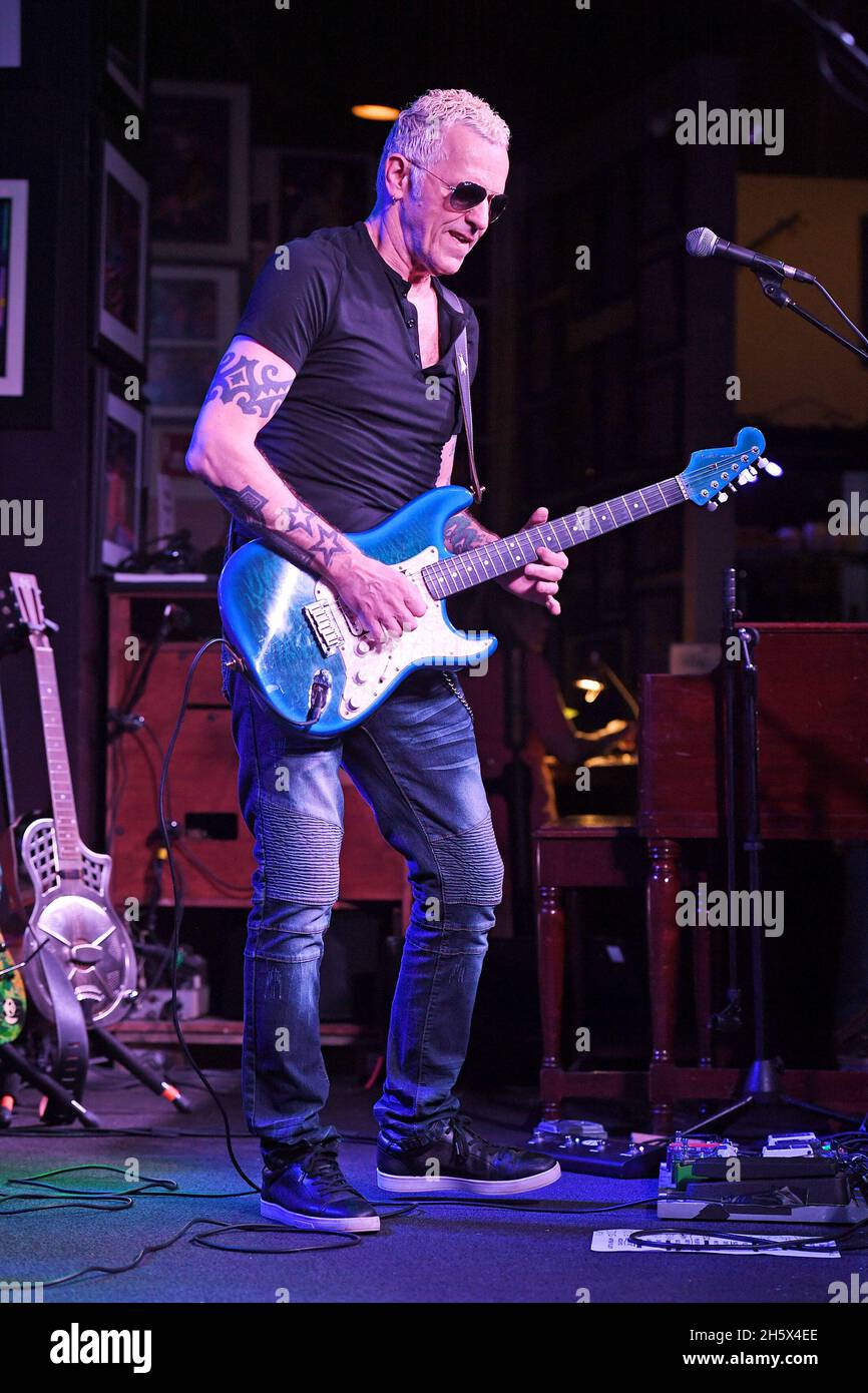Boca Raton - FL - 20211001-Gary Hoey Performs at The Funky Biscuit ...