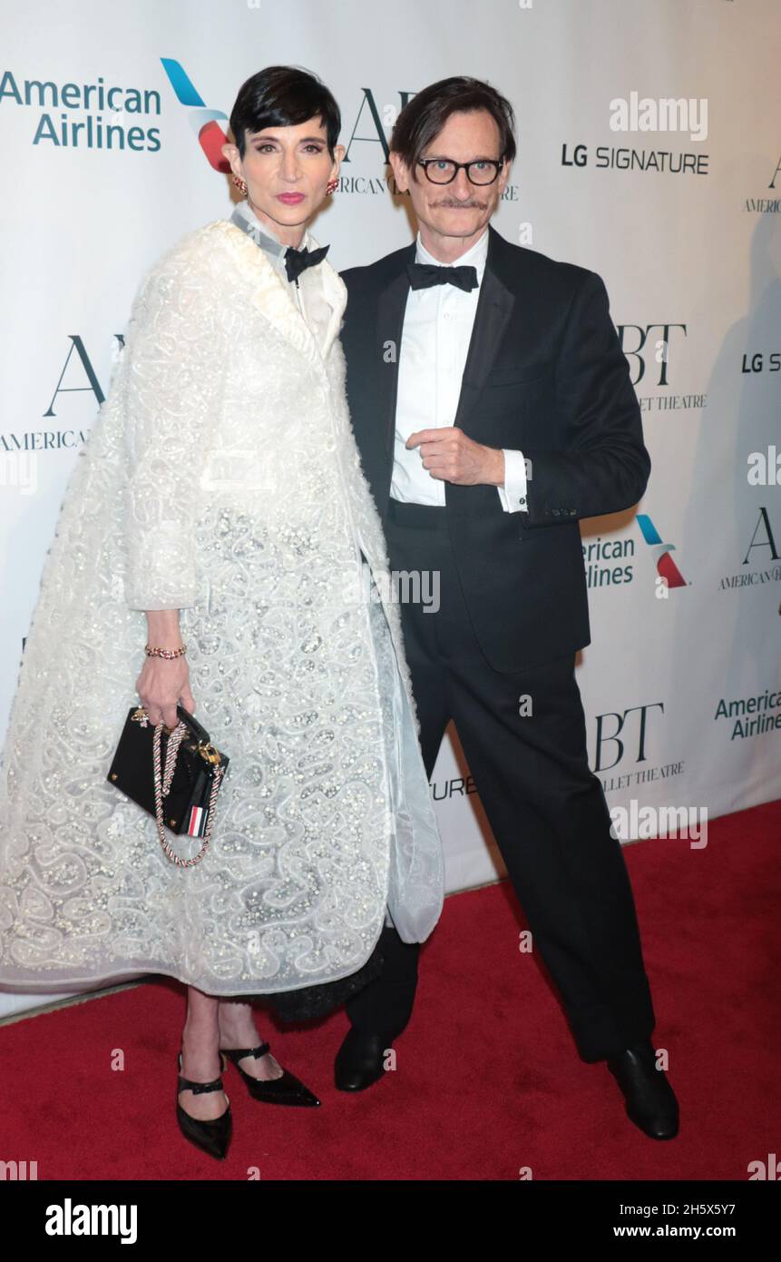 New York - NY - 20211026 Celebrities attend the American Ballet Theatre ...