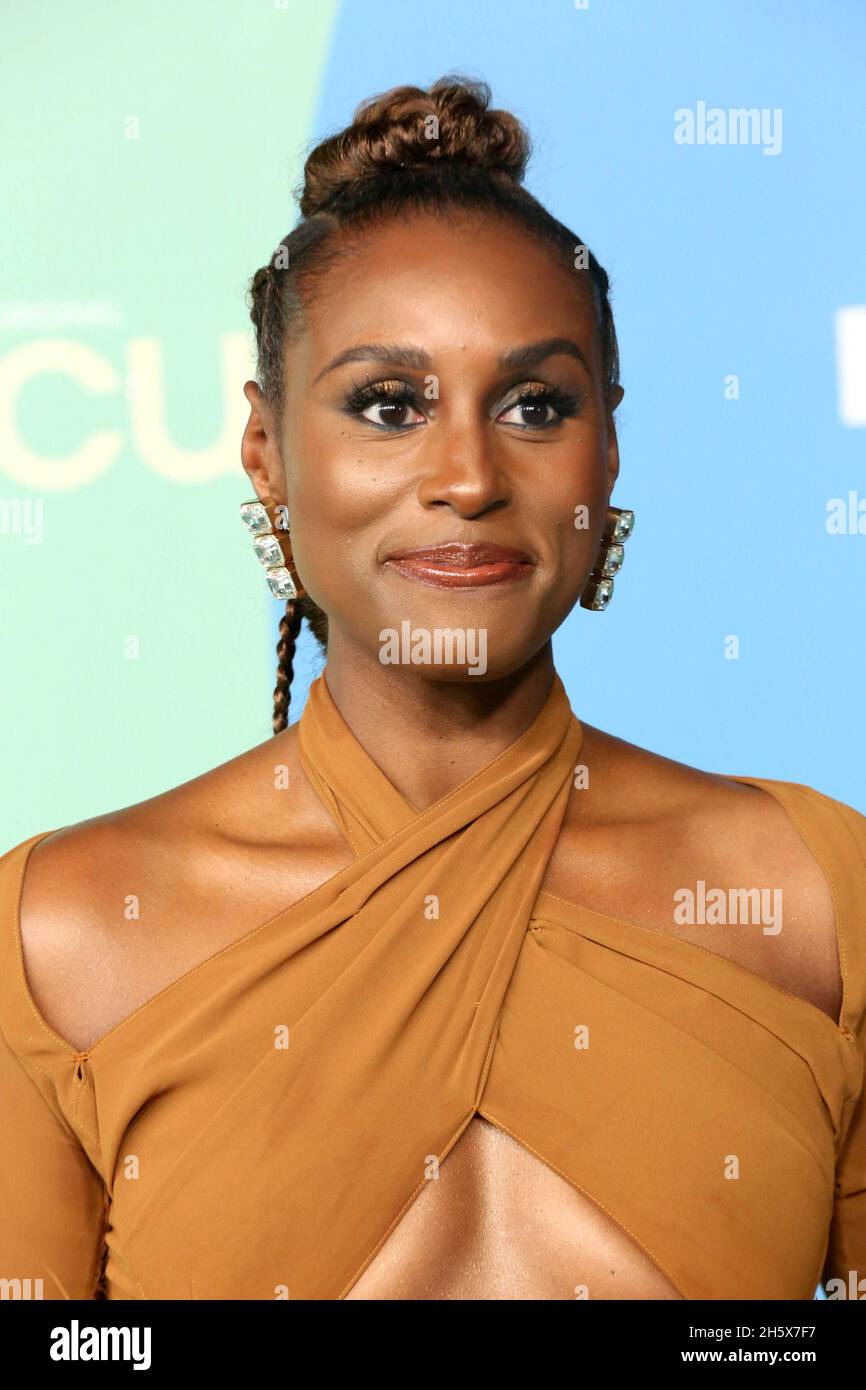 Los Angeles - CA - 20211021 The castcrew and guests attend the premiere ...