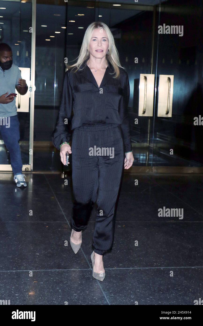 New York - NY - 20211011-Chelsea Handler Leaving the Today Show Studios ...