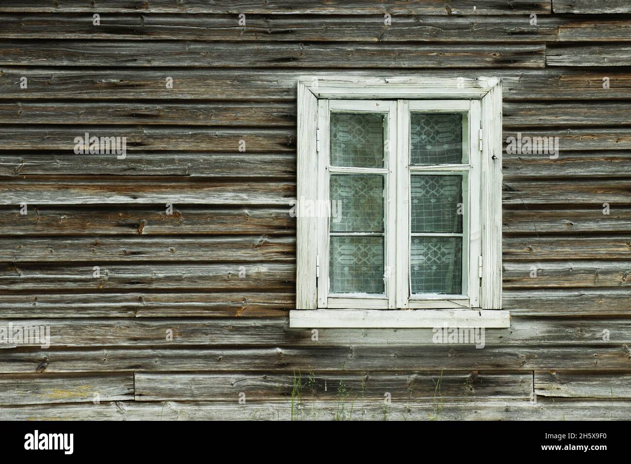Wooden window frame hi-res stock photography and images - Alamy