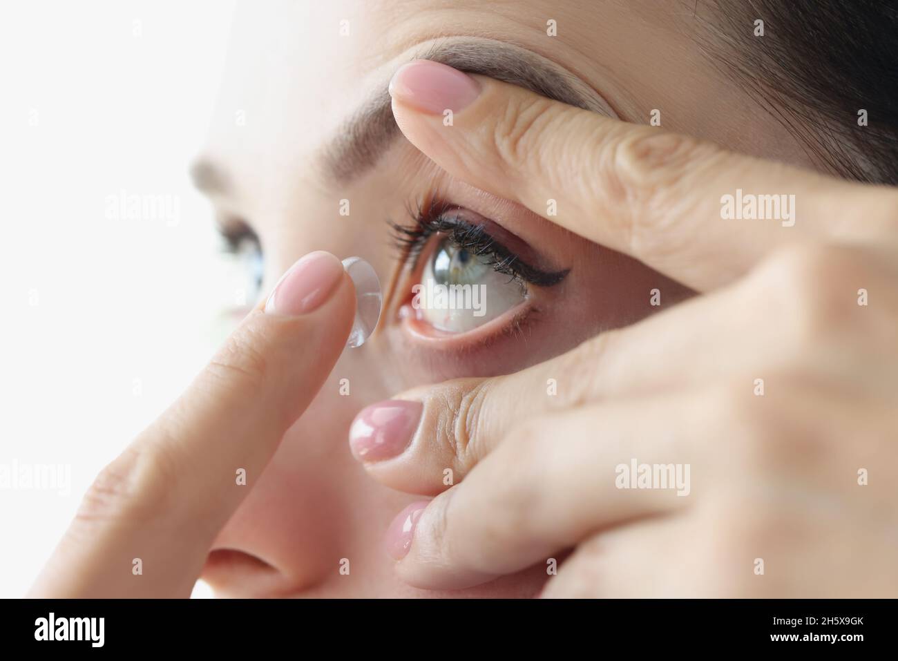 Insert vision hi-res stock photography and images - Alamy