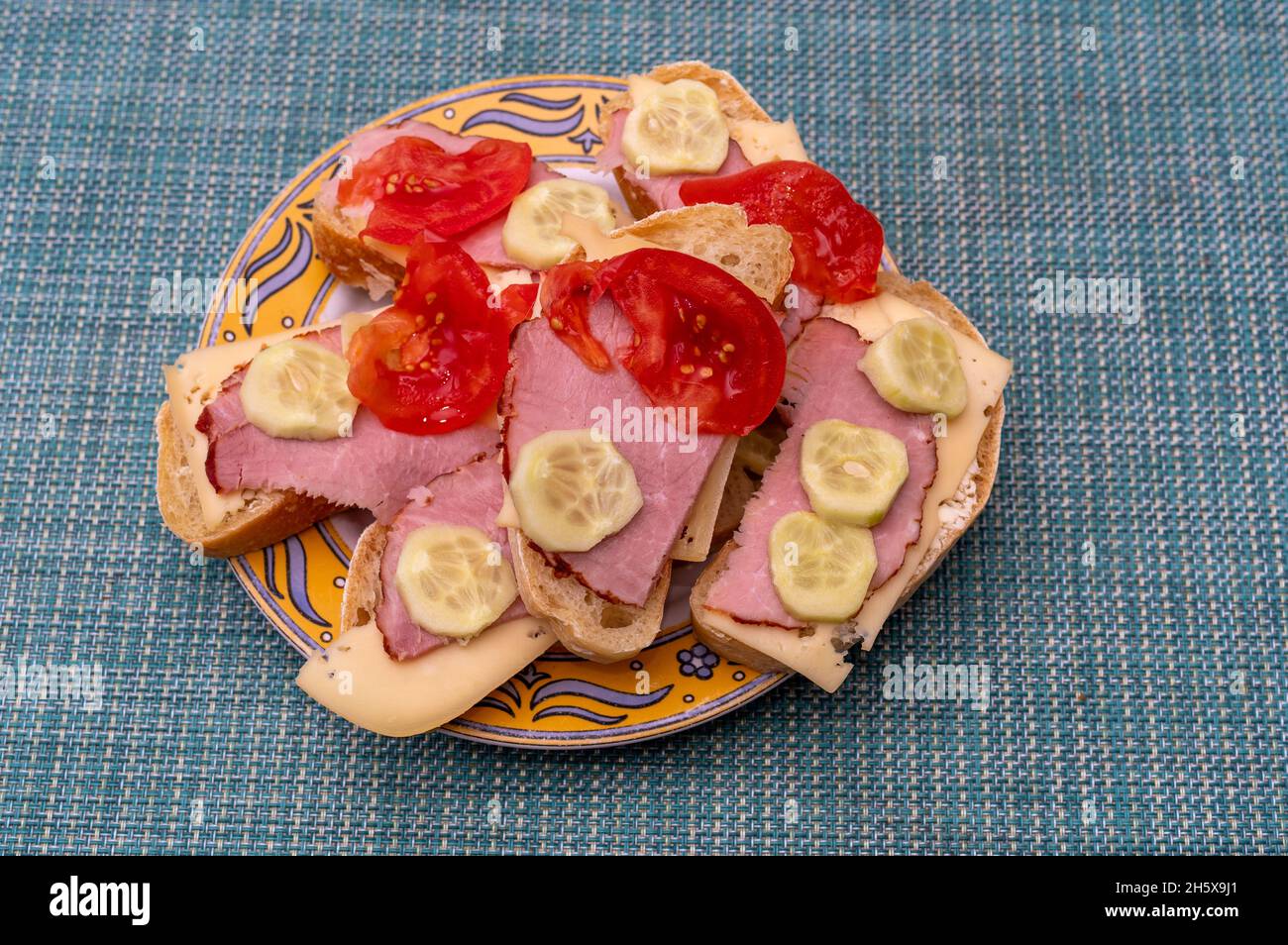 Sandviches hi-res stock photography and images - Alamy