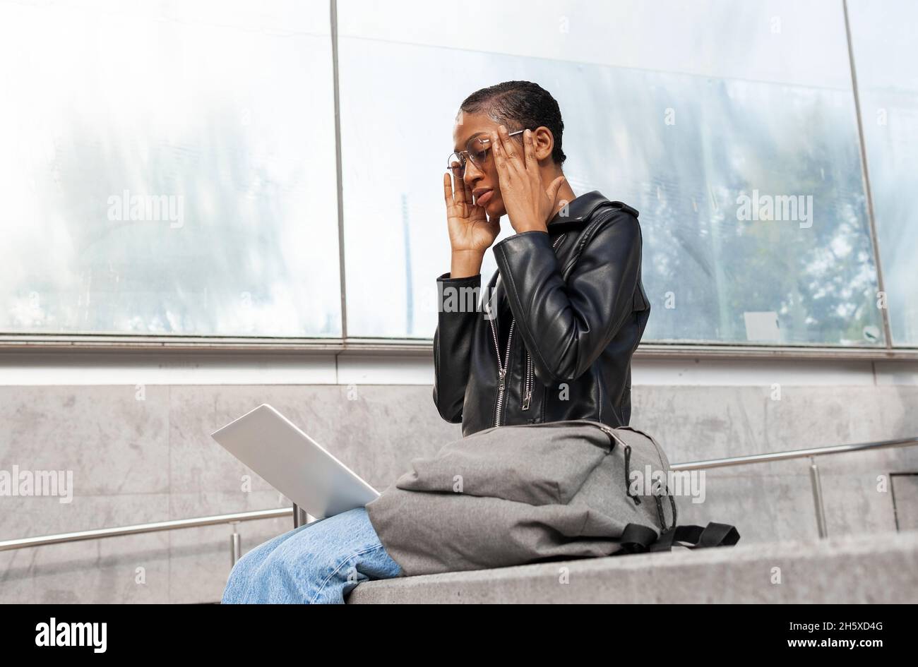 Side view of full body of female dancer in sportswear performing ...