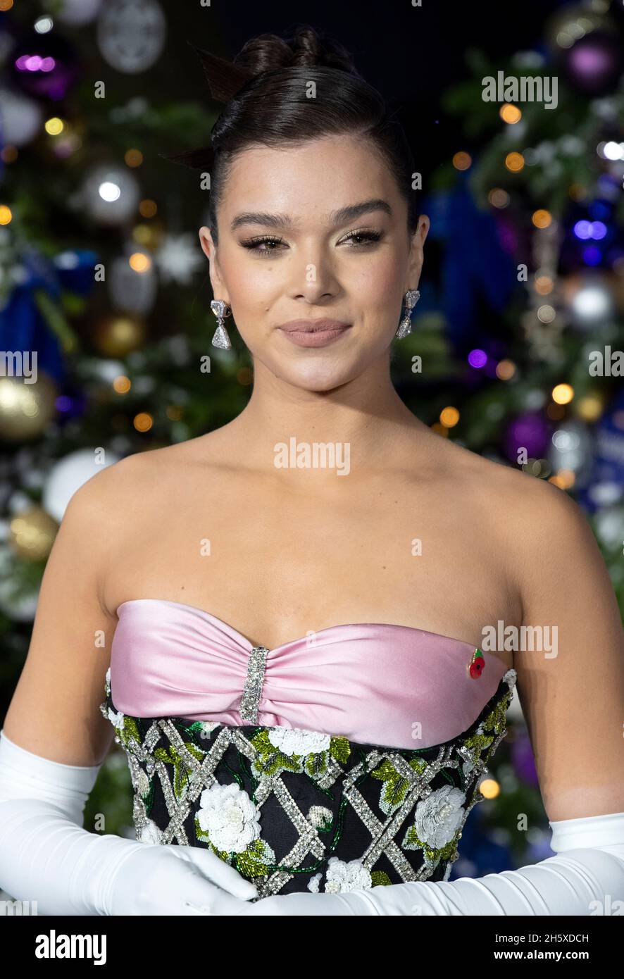 London Uk 11th Nov 2021 November 11th 2021 London Uk Hailee