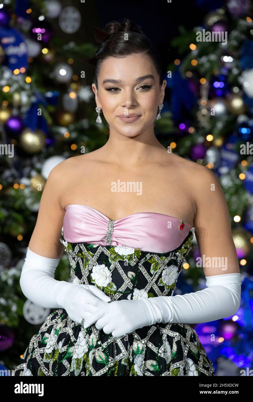London Uk 11th Nov 2021 November 11th 2021 London Uk Hailee