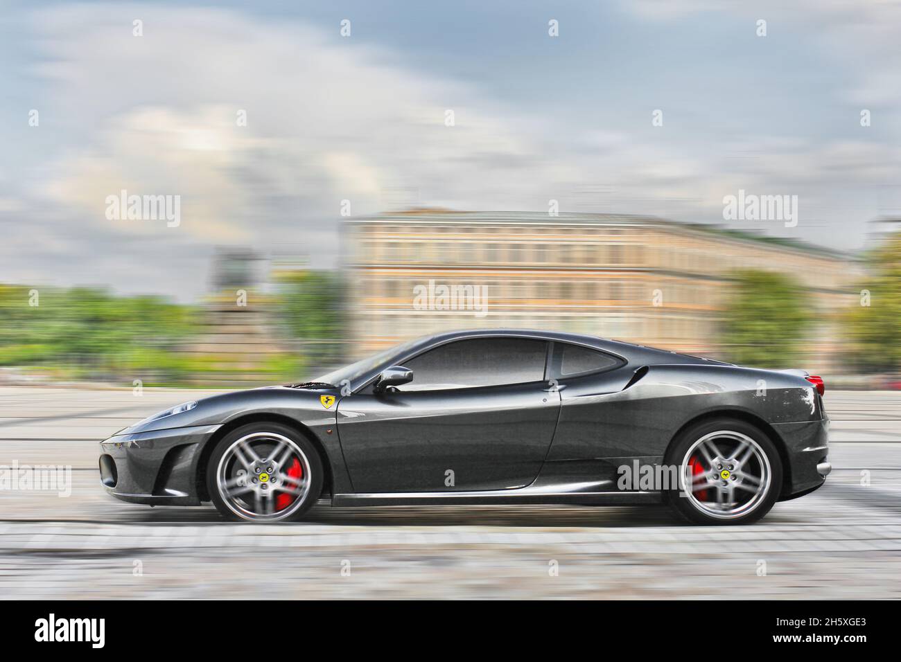 Grey ferrari hi-res stock photography and images - Alamy