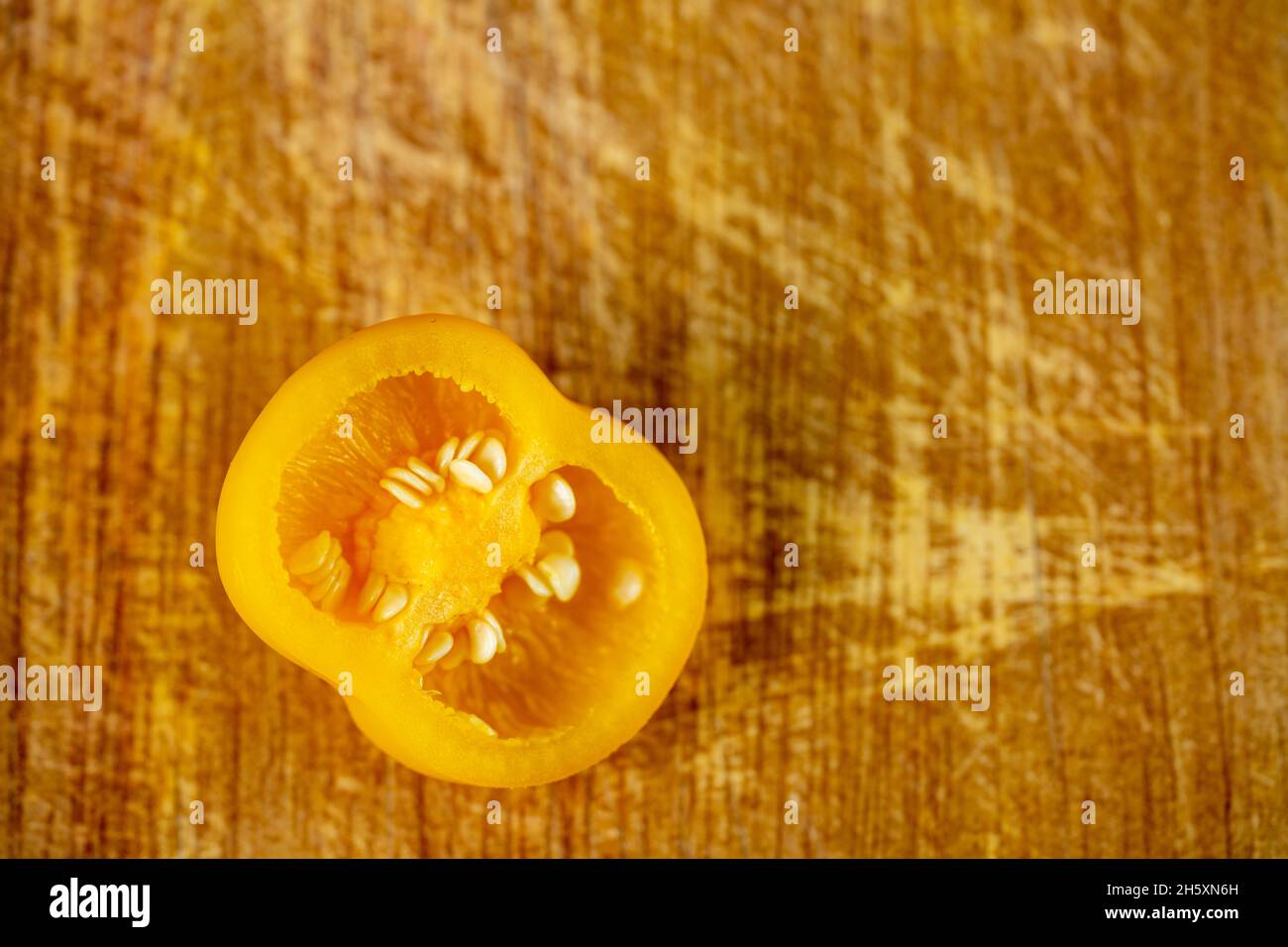 Macro photo of sliced yellow pepper Stock Photo - Alamy