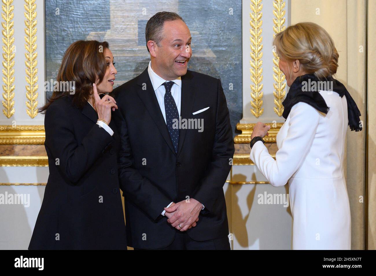 Paris, France. 11th Nov, 2021. French first lady Brigitte Macron with ...