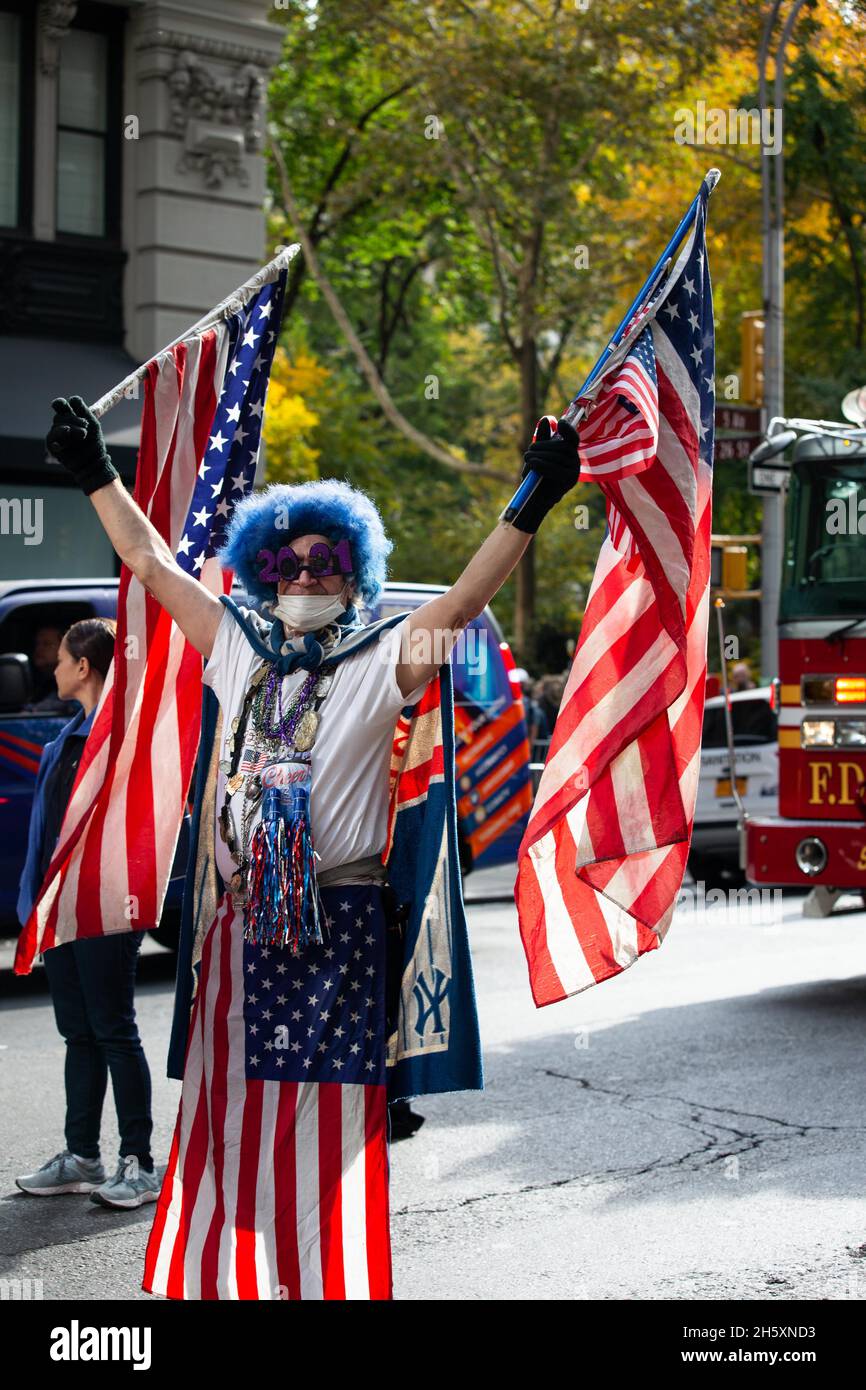 Veterans, politicians and public servants gathered to march in the 2021 ...