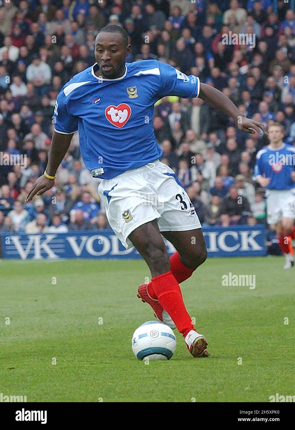 portsmouth v charlton LUA LUA PIC MIKE WALKER, 2005 Stock Photo - Alamy