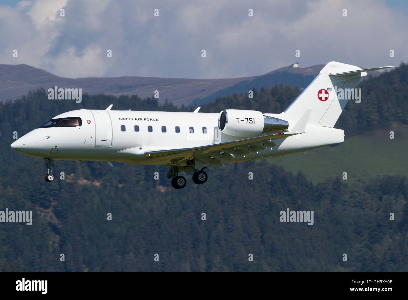 T 751 hi-res stock photography and images - Alamy