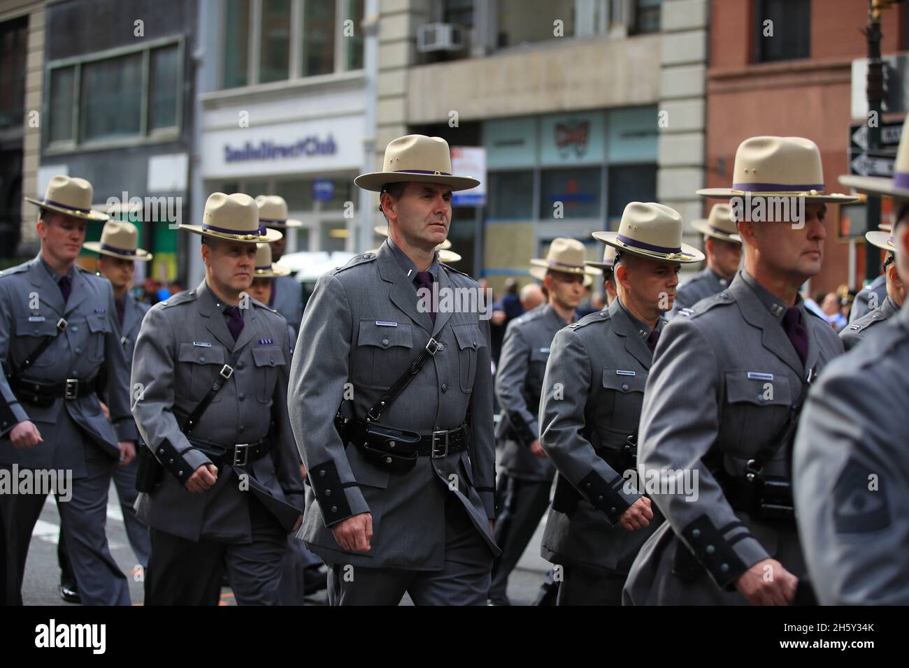 State trooper uniforms hi-res stock photography and images - Alamy