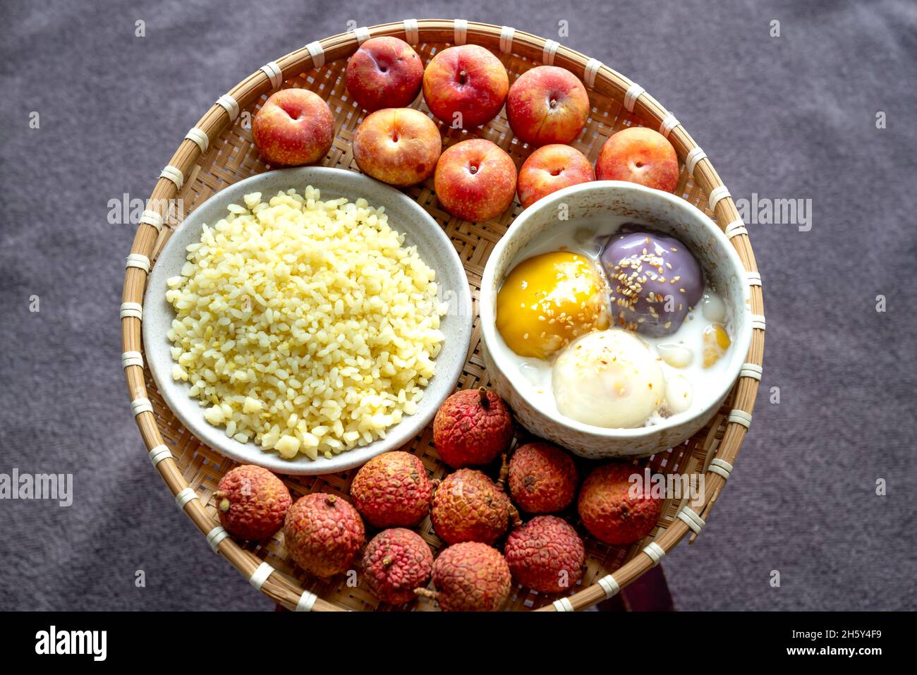 Vietnamese floating cake with green bean sticky rice and fruit on the ...